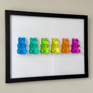 Rainbow Gummy Bear Resin Wall Art (12x16), Gummy Bear Pop Art, Epoxy ...