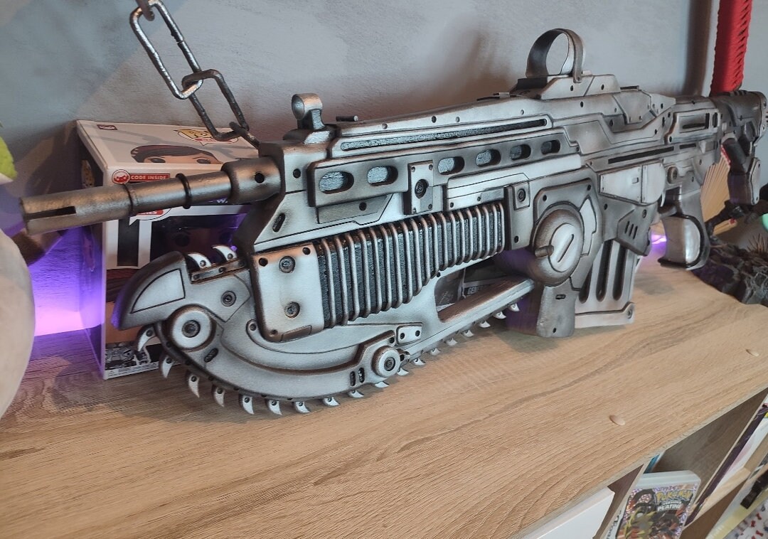GEARS OF WAR!! Life Size Lanzor, Lancer Prop With Leds for Cosplay and ...