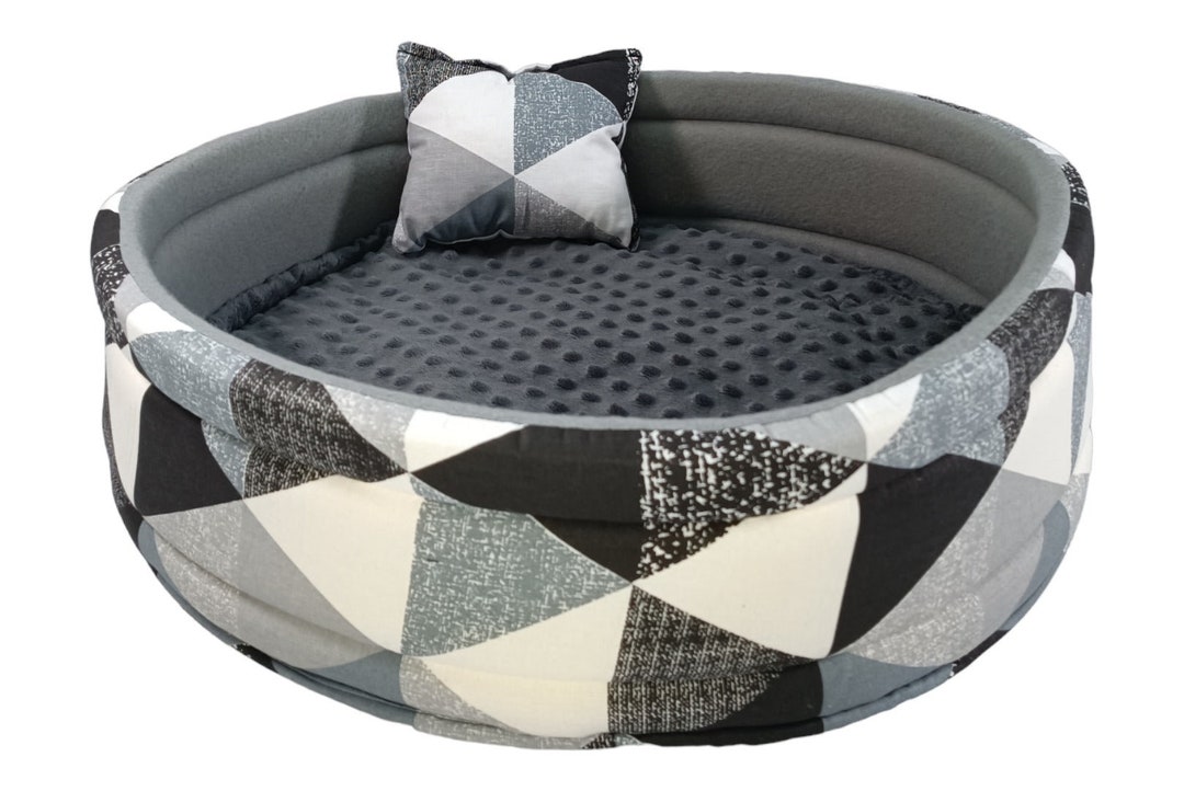 Dog Bed Round Triangles Large Dog Beds Dog Couches Dog Sofas Plush ...