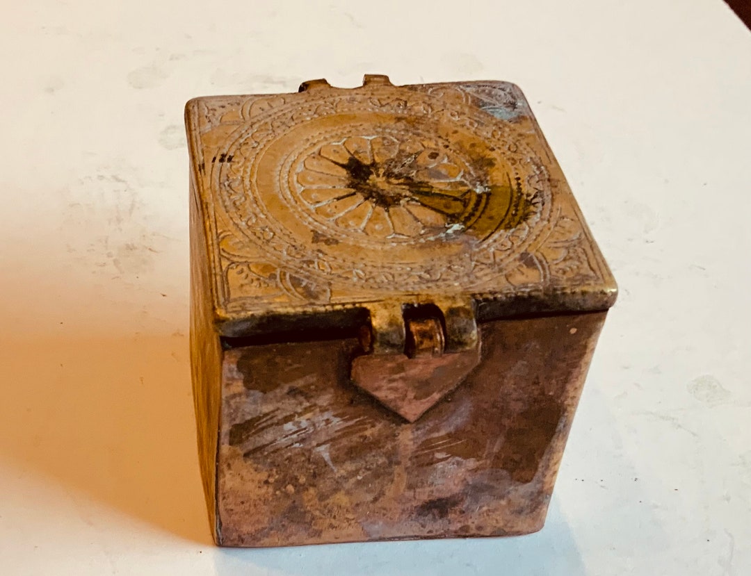 Old Brass and Copper Box - Etsy