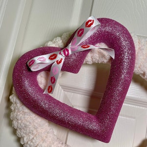Infinity Valentine Love Wreath - Etsy