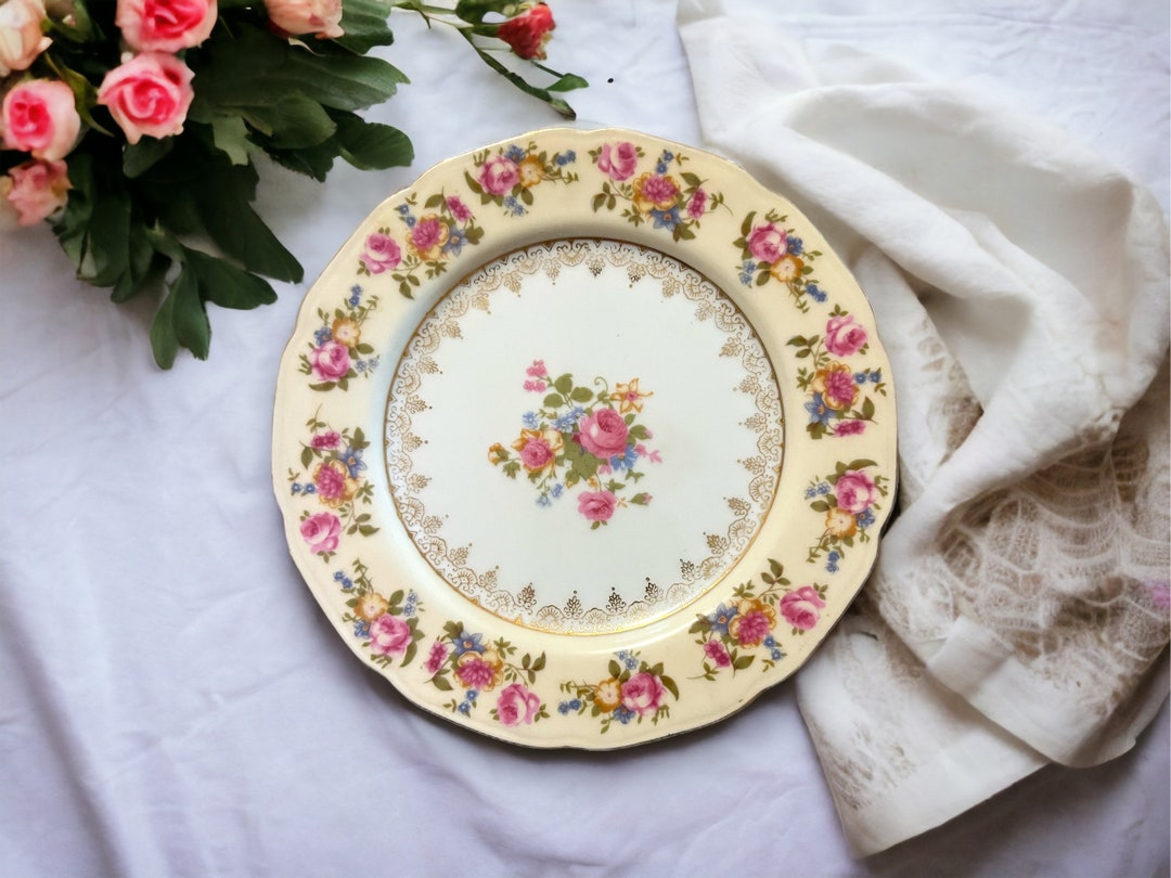 Collectible Plate 1940s Vintage Plate 40’s Gold Castle Gold Edged Plate ...