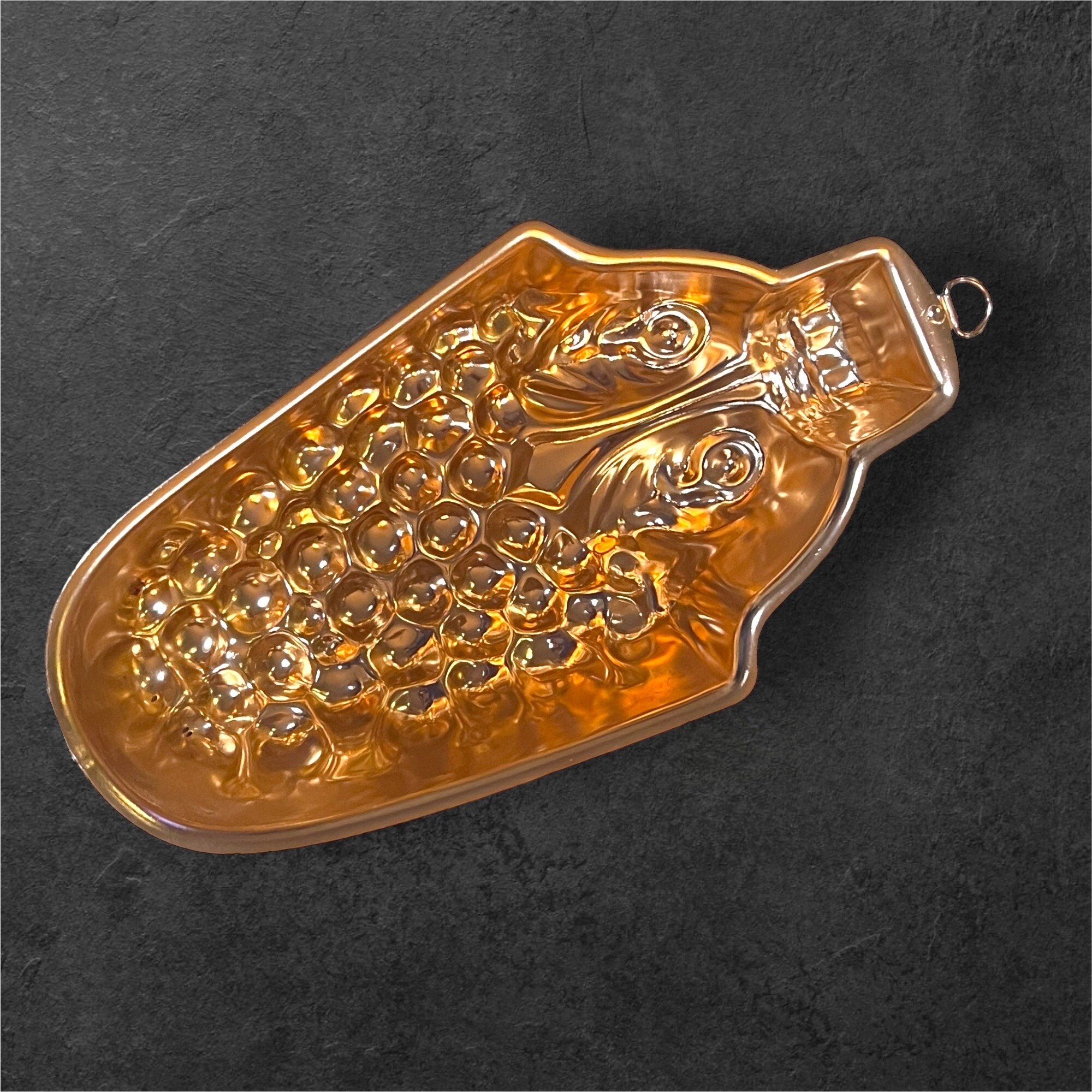 Vintage Home 70s Grapes Metal Mold Vintage 70s Copper Colored Grapes ...