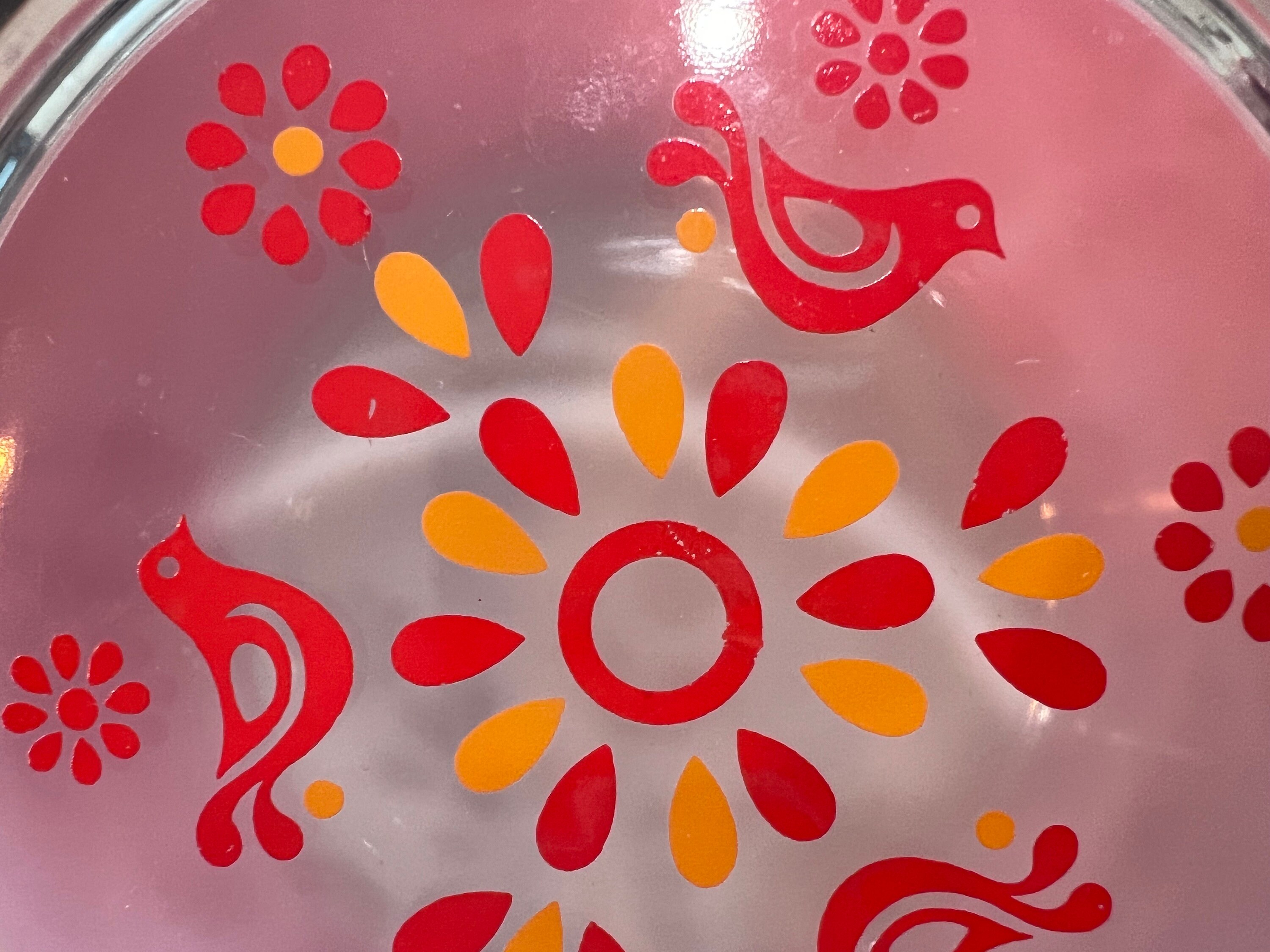 PYREX Friendship Design Dishes With Lids 6 Pcs Yellow Red White 70s MCM ...