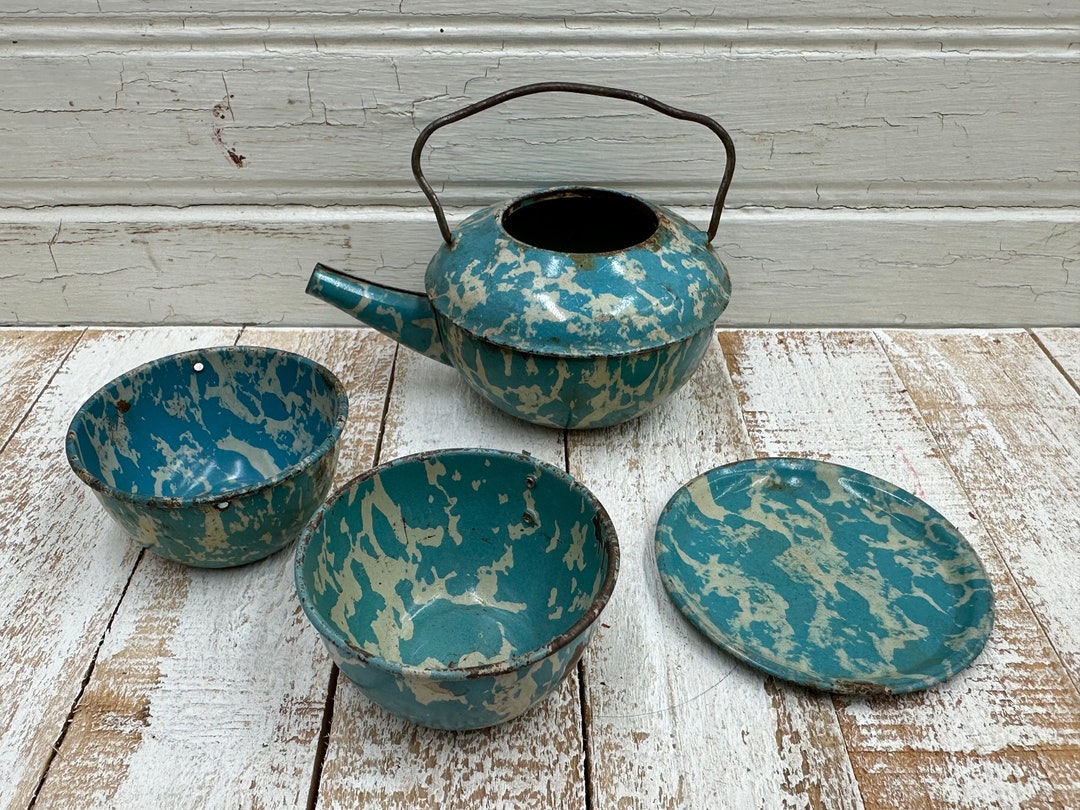 Miniature Tin graniteware Tea Set Tea Pot, Cups & Saucer - Etsy