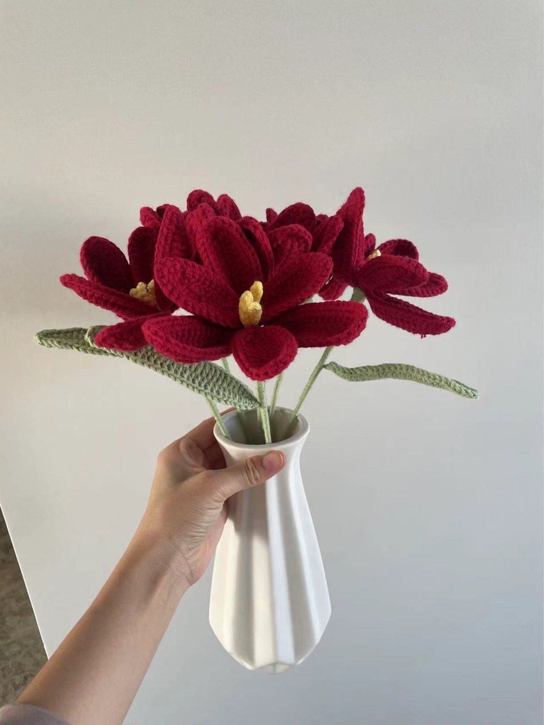 Handmade Crochet Tulip Bouquet, Red Yarn Flowers, Everlasting Gift ...