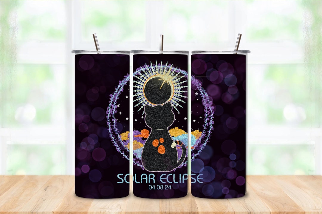 Black Kitten Looking at the Solar Eclipse, Total Solar Eclipse ...