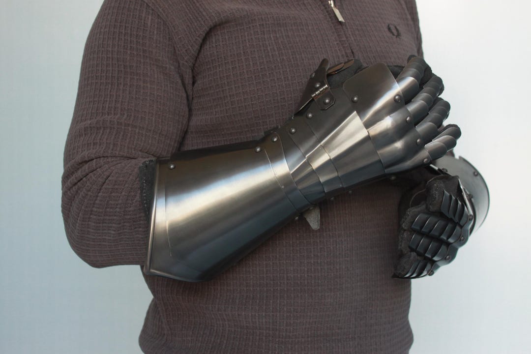 HANDMADE Blackened Steel Hand Gauntlets Reenactment Costume - Etsy