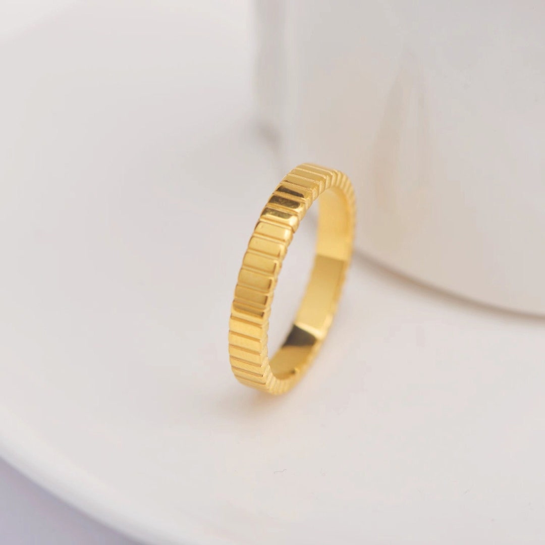 Solid Gold Wedding Band Fluted Design Modern Touch Timeless - Etsy
