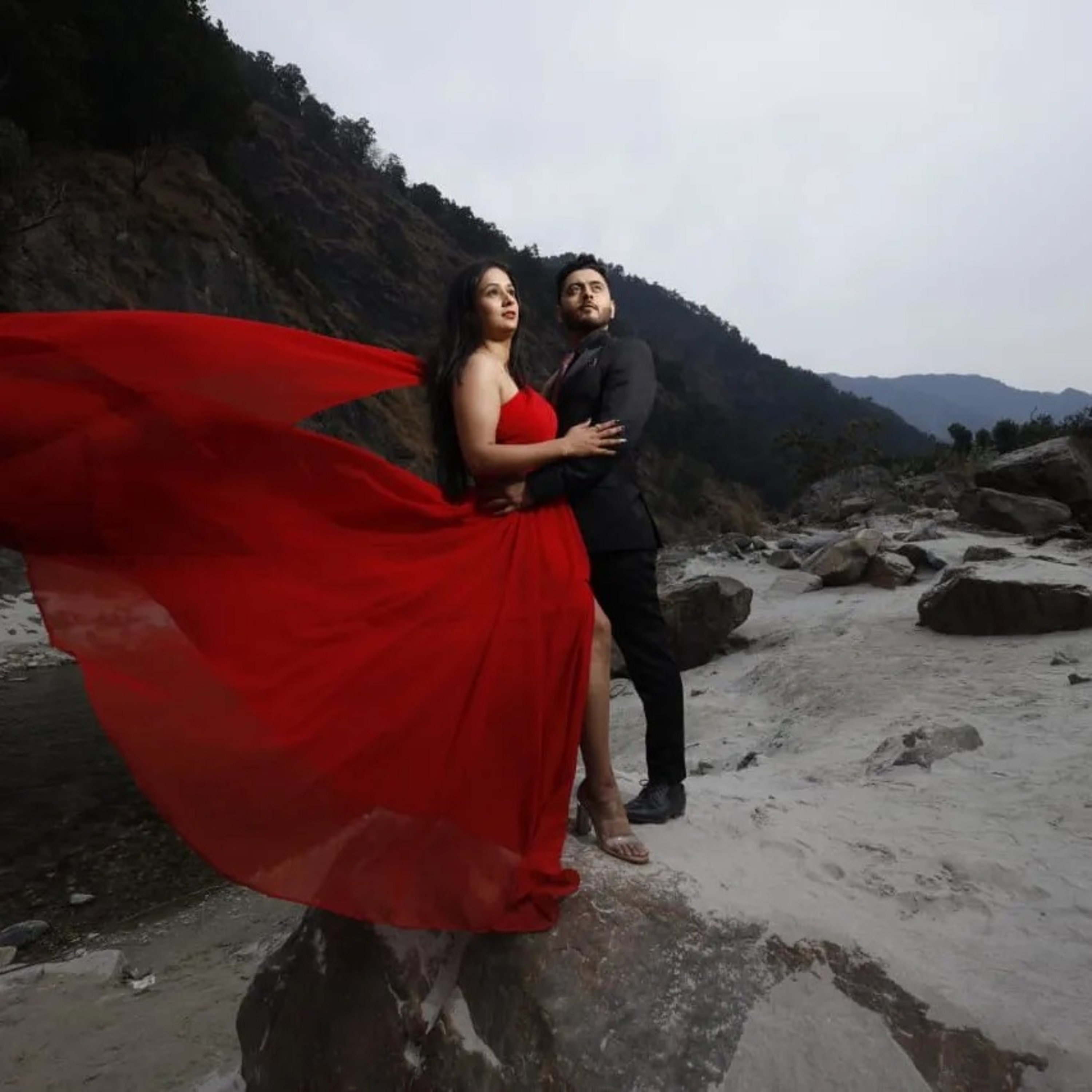 Red Long Train Photoshoot Dress Flying Dress for Photoshoot Flowy Dress ...