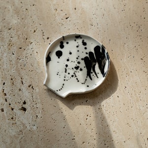 Handmade Artistic Art Painting Spoon Holder, Modern Ceramic Spoon Rest ...