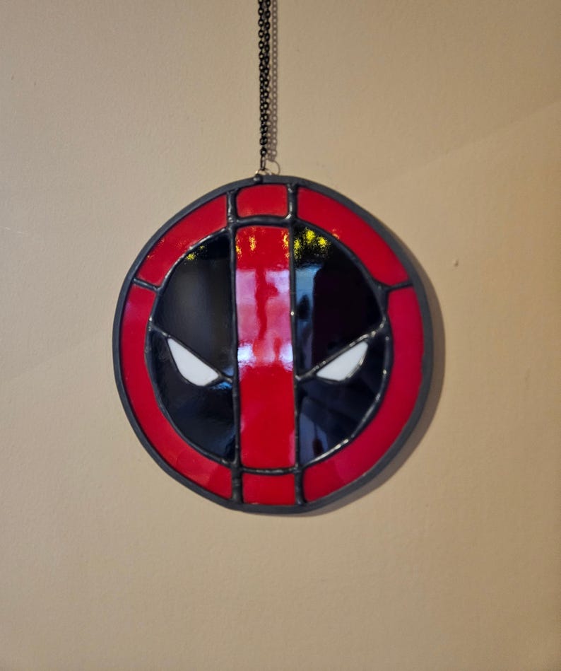 Deadpool - Stained Glass - Etsy