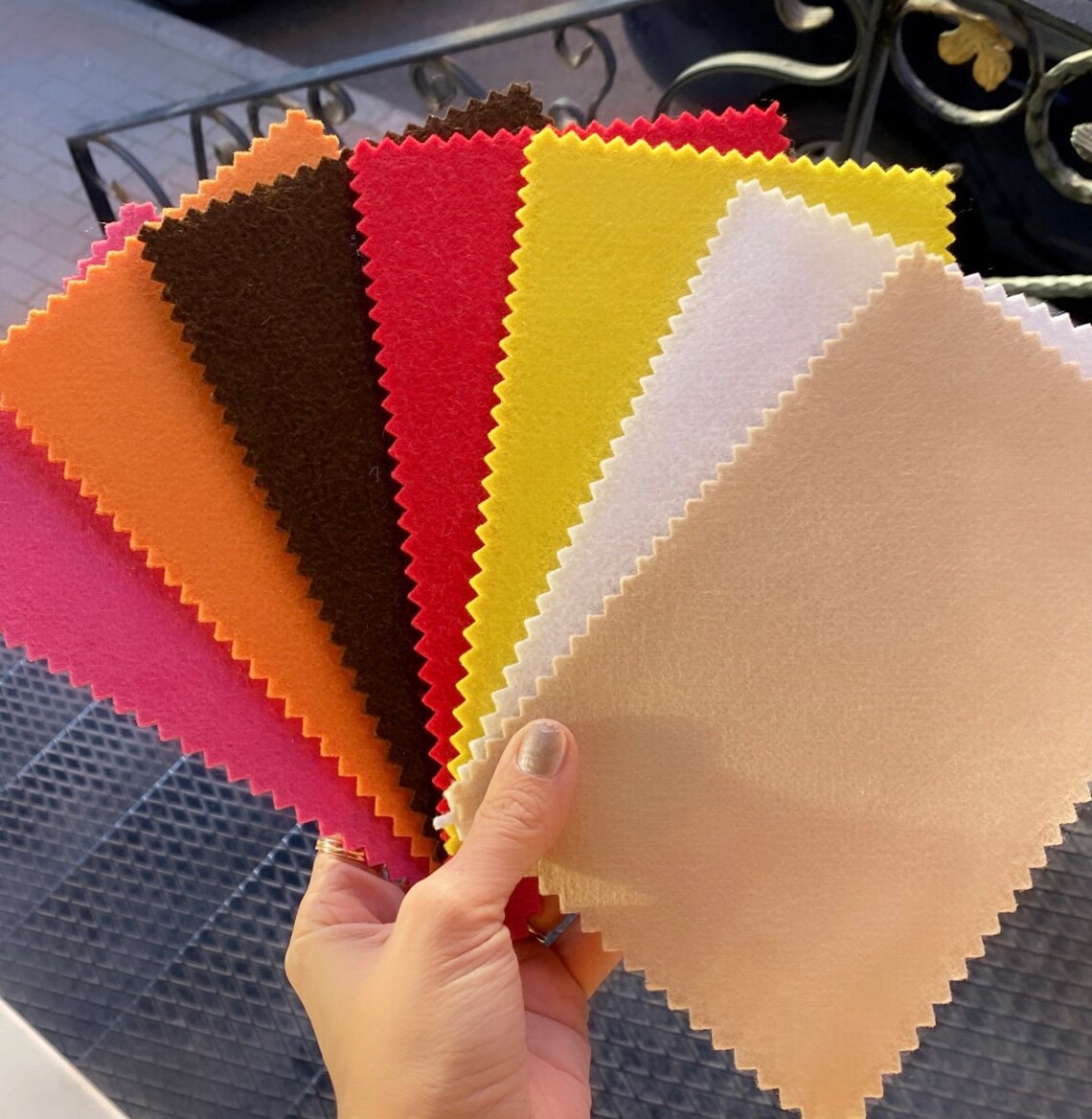 Hard Korean Rainbow Colours Felt 1mm Thick Sheets, Polyester Felt Sheet ...