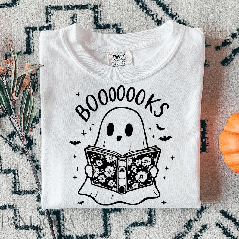 Bookish Ghost Svg, Halloween Book Svg, Spooky Book Lover Svg, Cute ...