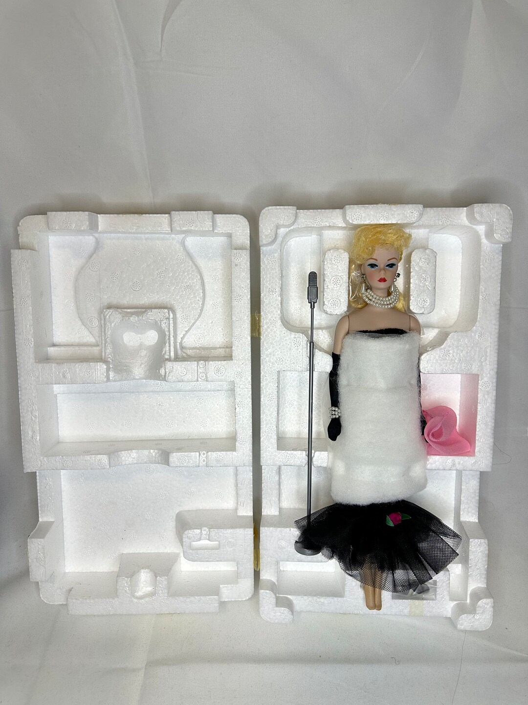 Solo in the Spotlight Barbie, Porcelain Doll 1961 Limited Edition ...