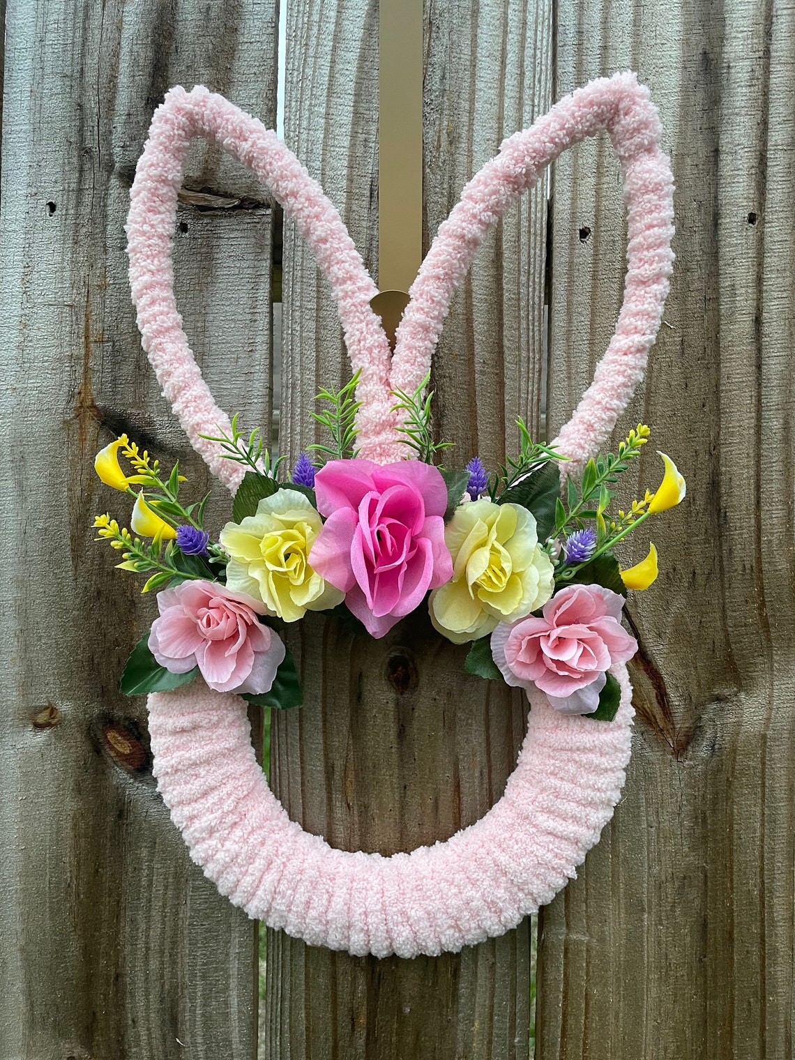 Pink Chunky Yarn Bunny Wreath - Etsy