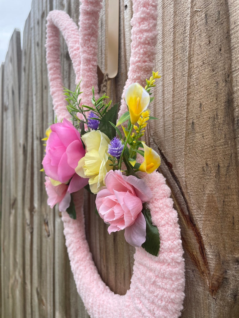 Pink Chunky Yarn Bunny Wreath - Etsy