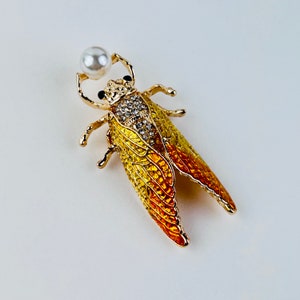 Cicada Brooch Pin ~ Art Deco Style Pearl Crystal Rhinestones Yellow ...
