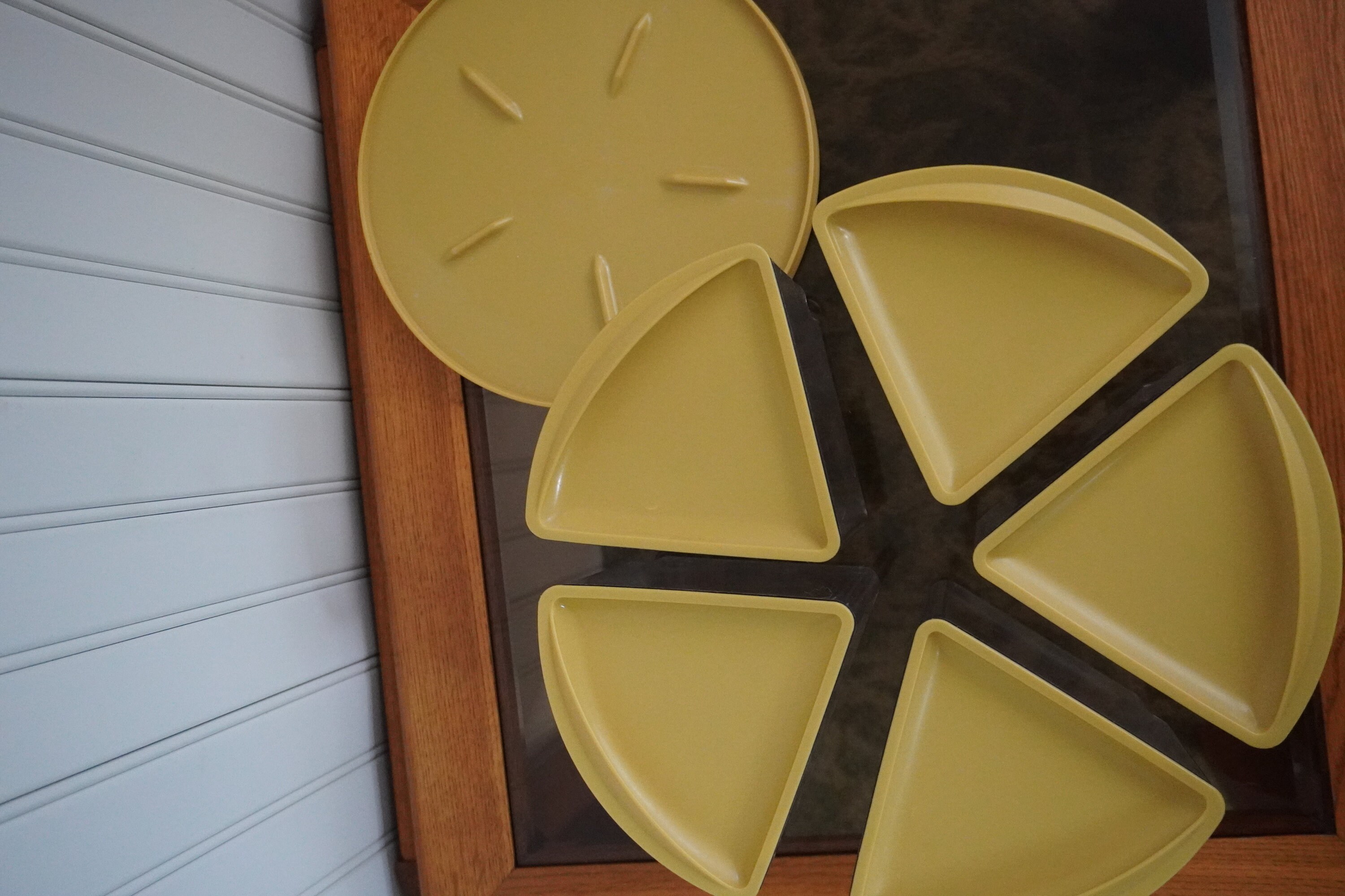 Vintage Lazy Susan Rubbermaid Gold MCM 5 Compartments - Etsy