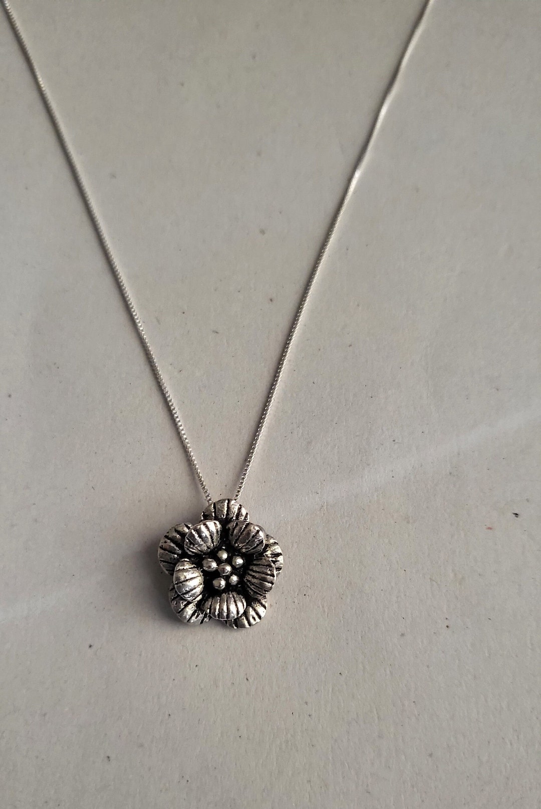 925 Sterling Silver, Flower Shape Small Pendant (3.23gm) - Etsy