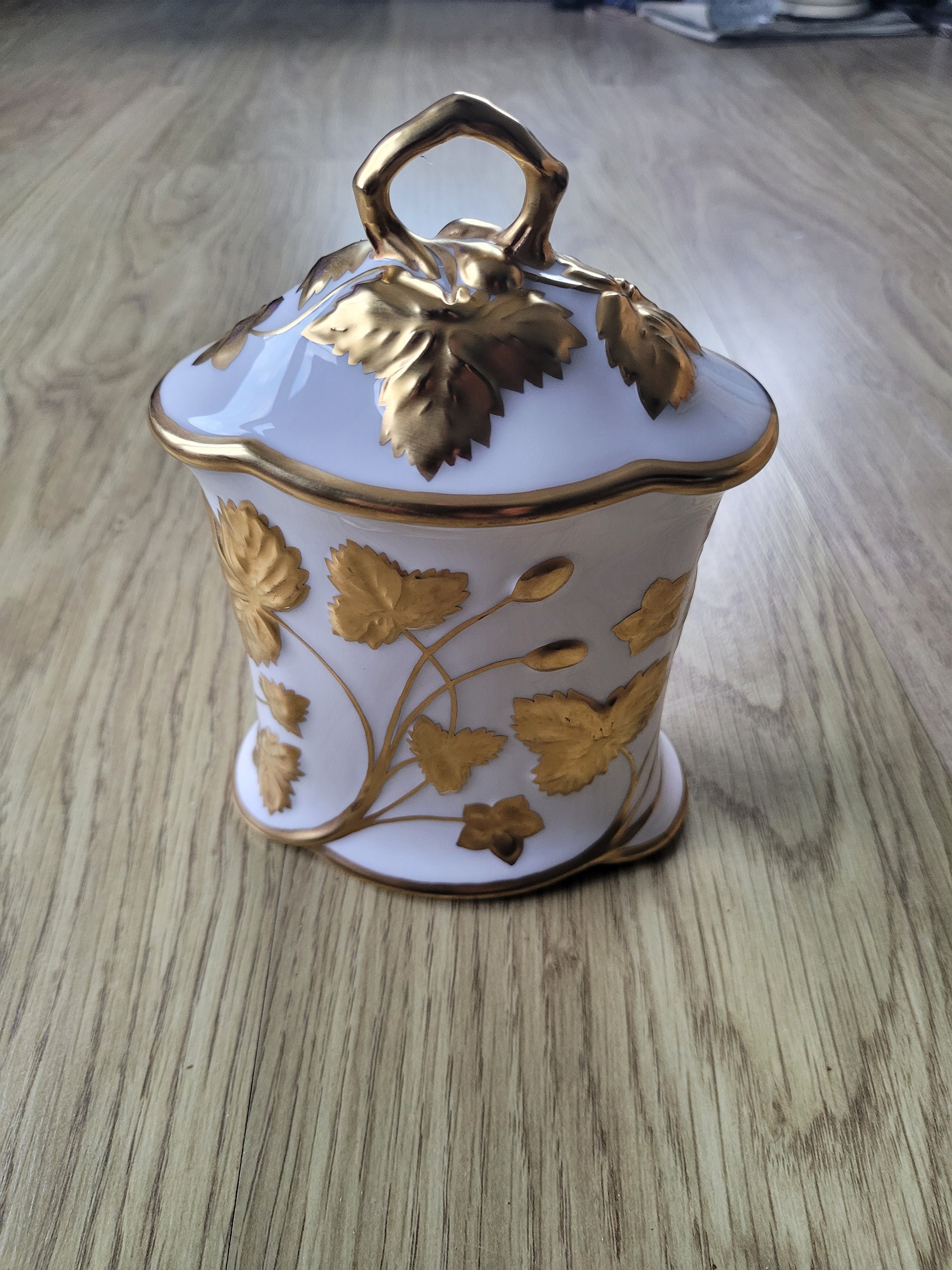 Minton Victoria Strawberry Mantle Clock - Etsy