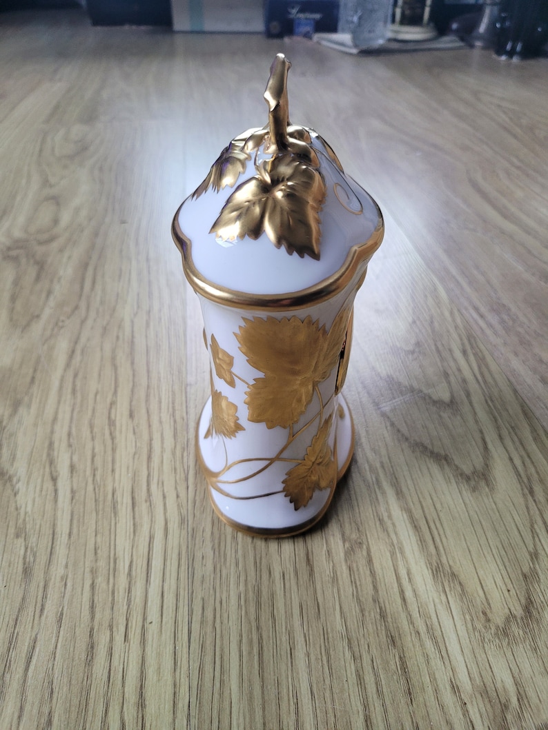 Minton Victoria Strawberry Mantle Clock - Etsy