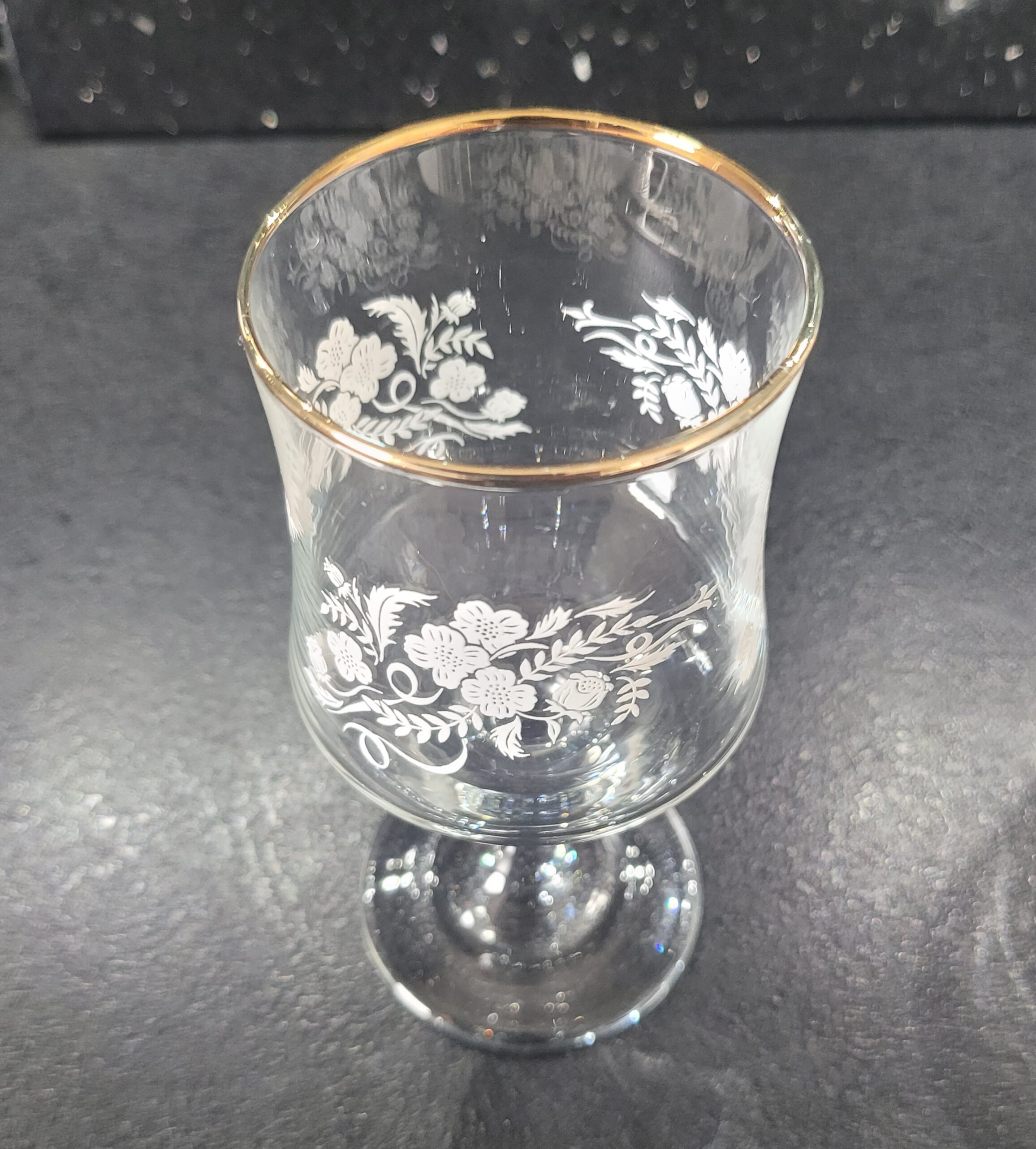 6 X Wine Glasses by Dema Glass, Chesterfield - Etsy