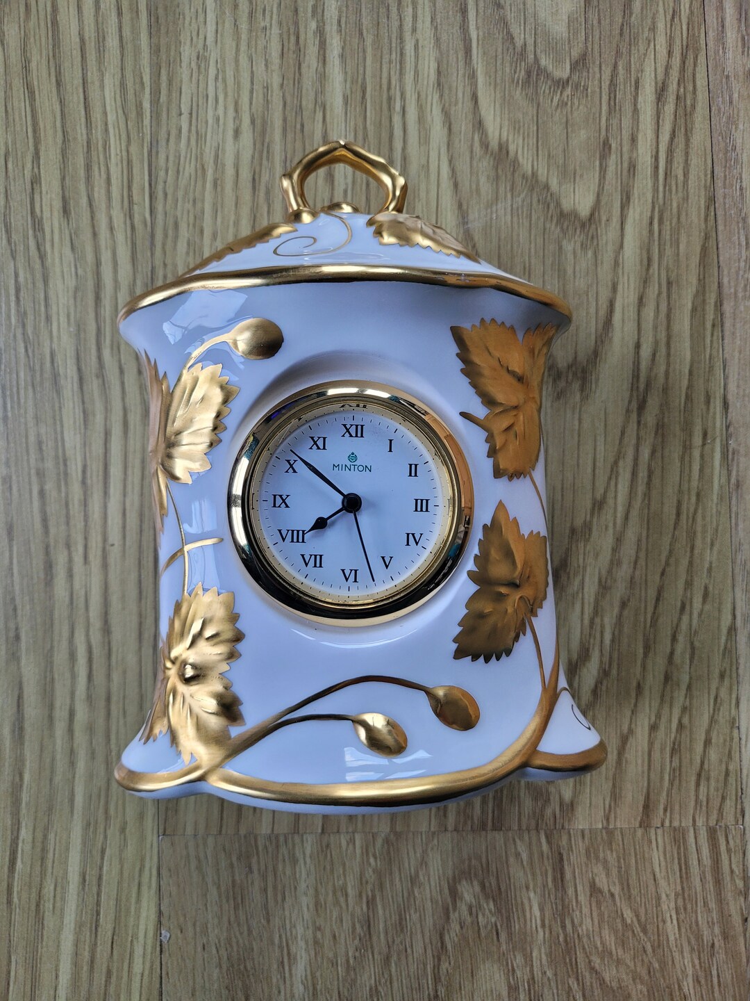 Minton Victoria Strawberry Mantle Clock - Etsy