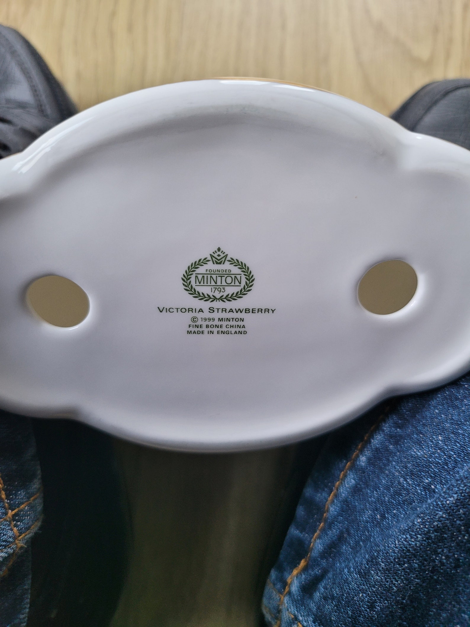 Minton Victoria Strawberry Mantle Clock - Etsy