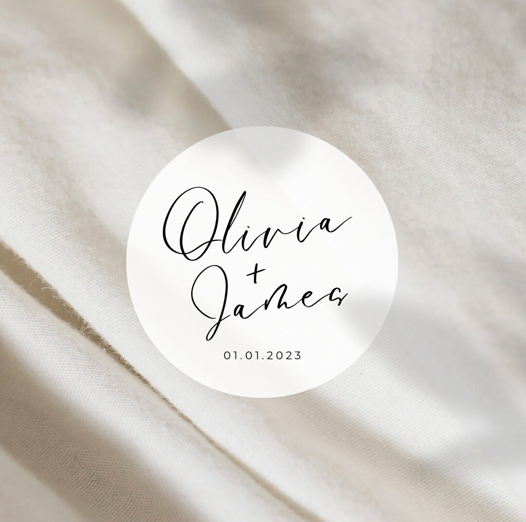 Wedding Couple Name Labels | Round White Matte Stickers | Wedding Hotel ...