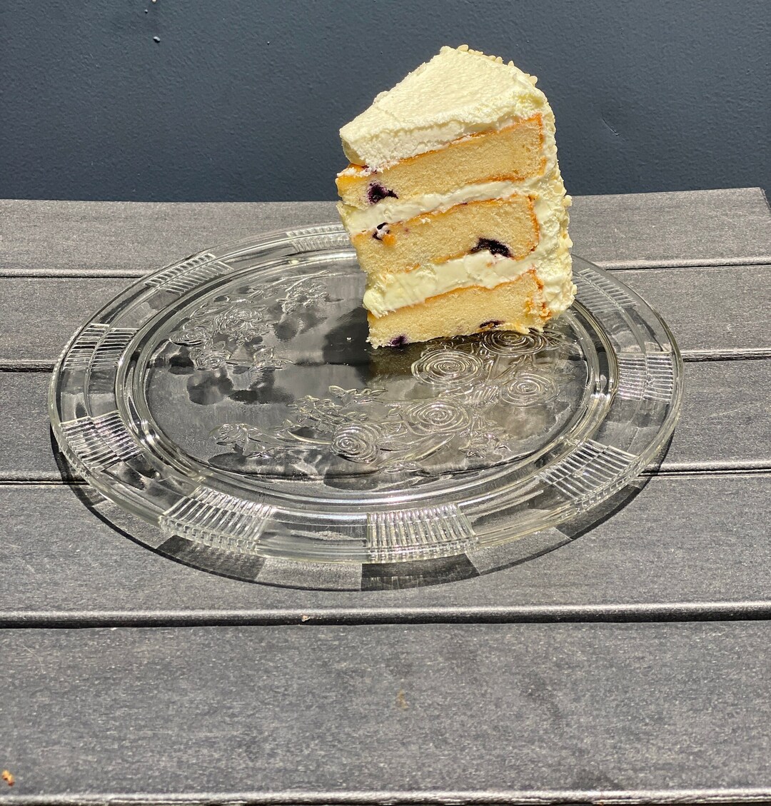 EAPG Federal Glass sharon 3 Footed Cake Plate Vintage Glass Cottage ...