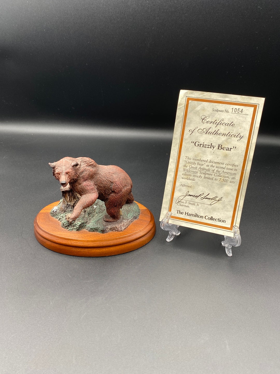 Grizzly Bear Figurine: Hamilton Collection, American Wilderness Cabin ...