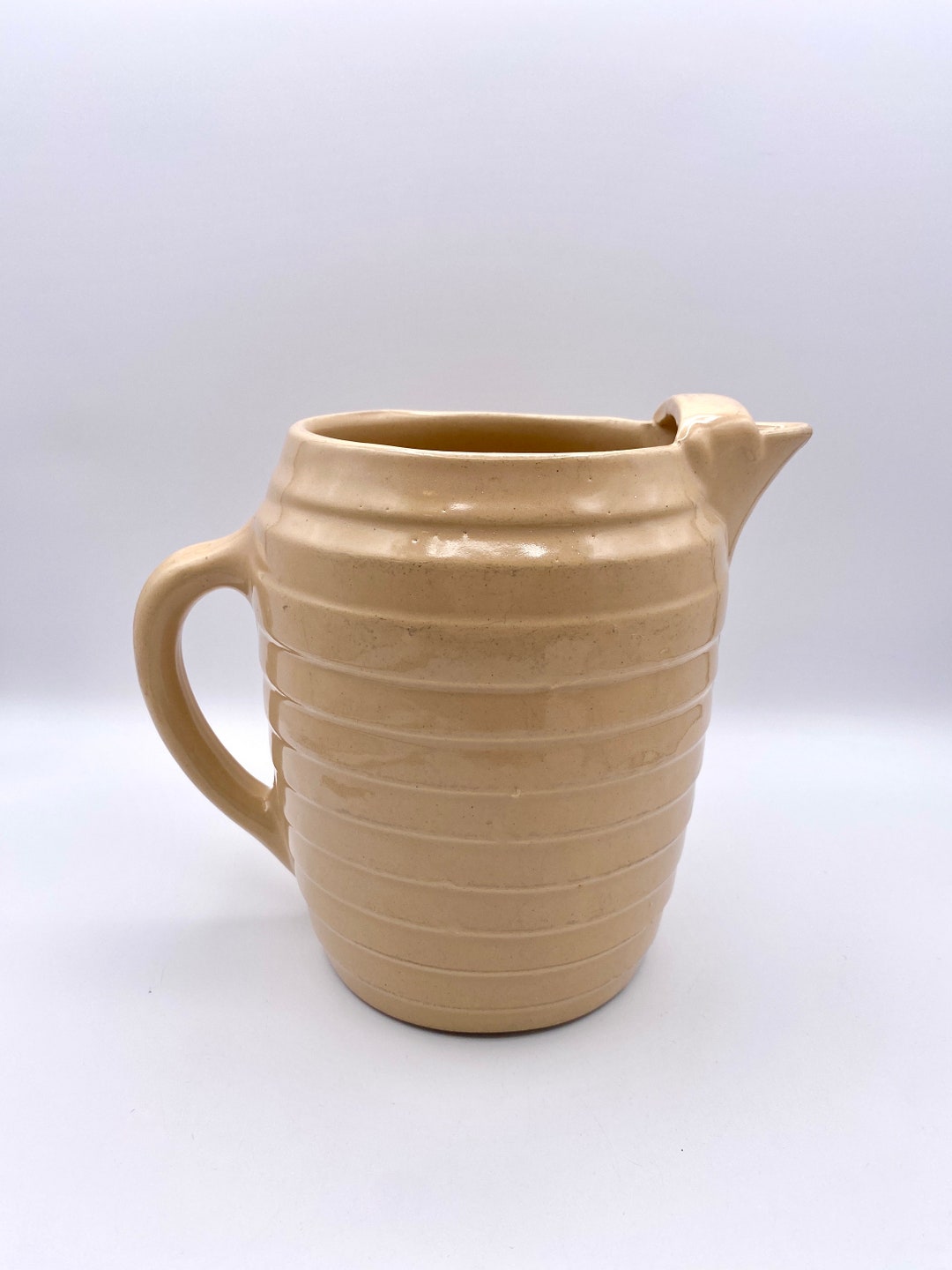 Antique Beehive Pitcher With Ice Lip Made in USA, Art Deco, 1930s ...