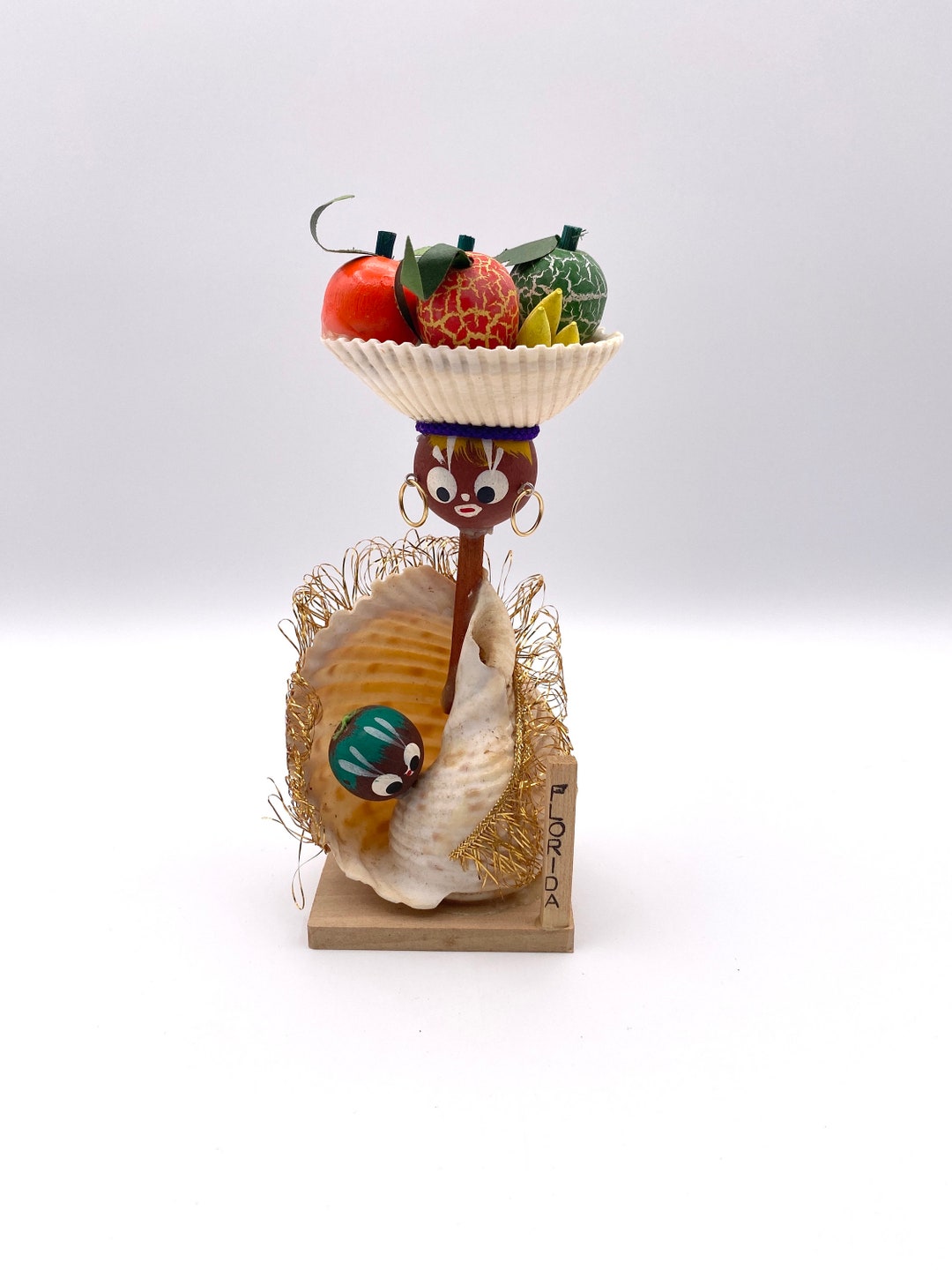 Vintage Kokeshi Shell Art People 50s Tiki Art Mother With Baby Florida ...