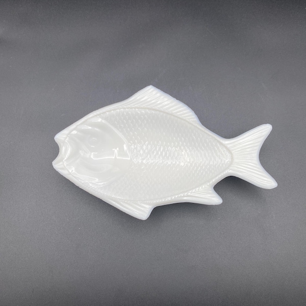 White Glass Fish Plates - Etsy