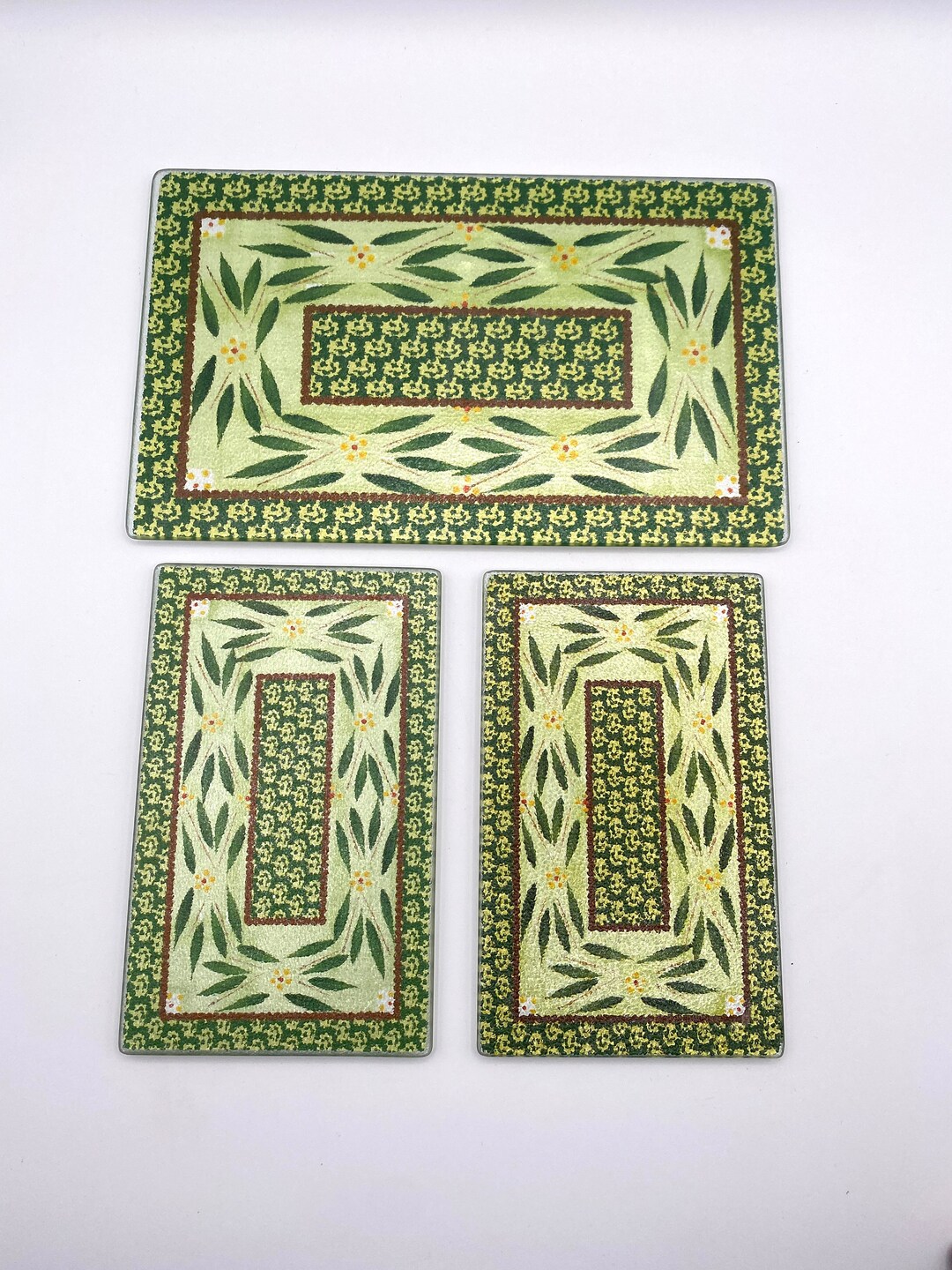 3 Glass Rectangular Trivets in Old World Green by Temp-tations - Etsy