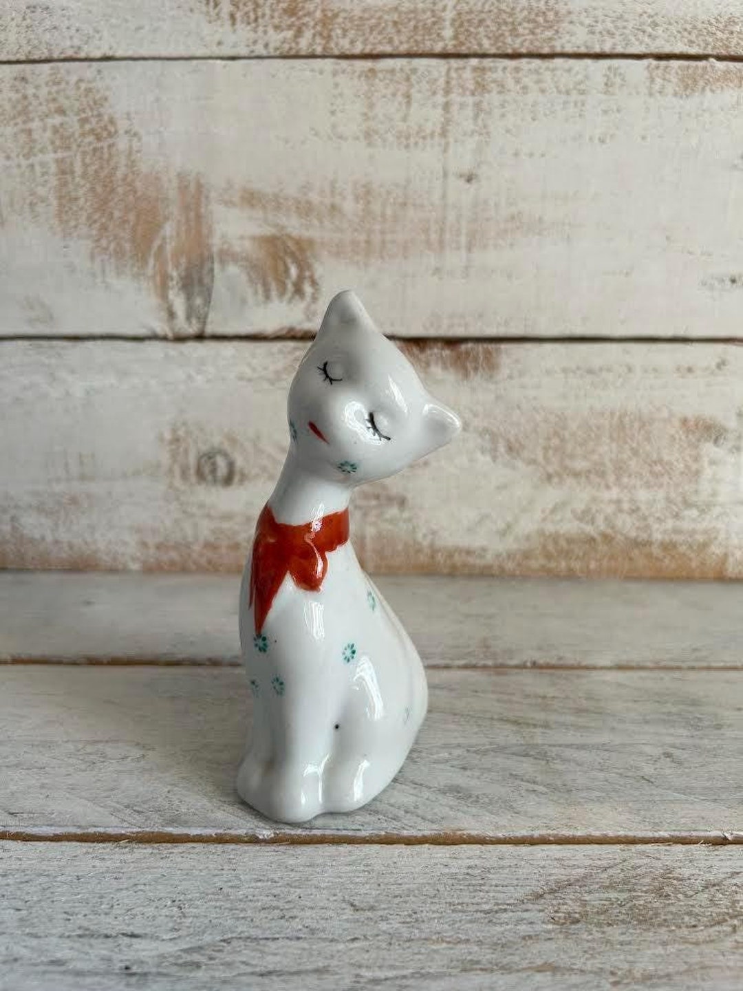 Kitsch Ceramic Cat Figurine/ornament Vintage 1950s Kitsch Pottery, Cat ...