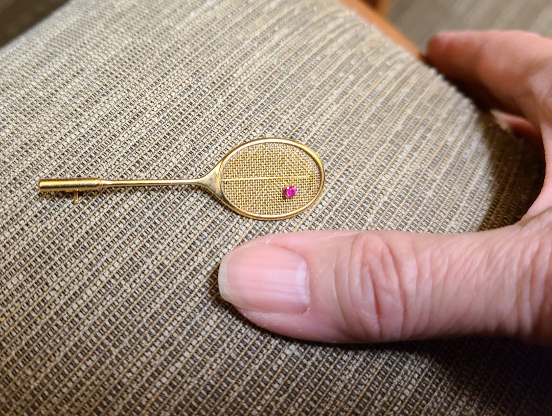 Vintage 14K Yellow Gold badminton Racket Pin, Set With a 4-prong Ruby ...