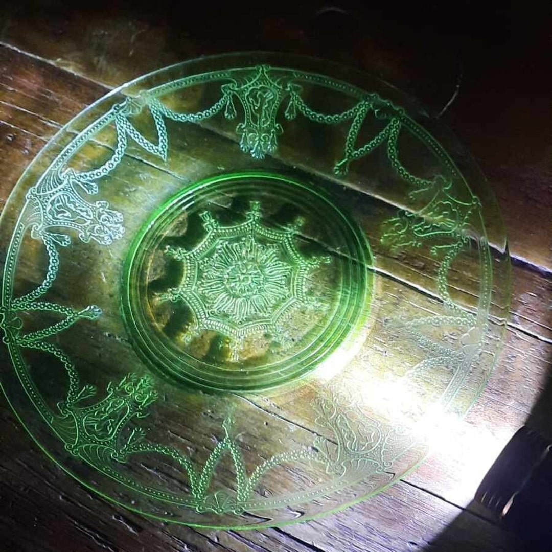 Anchor Hocking Depression Glass or Uranium Glass Green Luncheon Plate ...