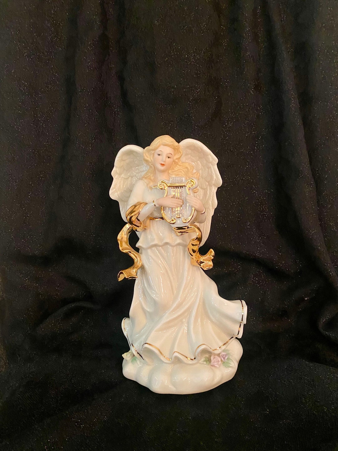 Angel Music Box, Porcelain With Gold Trim, Sankyo, Plays 