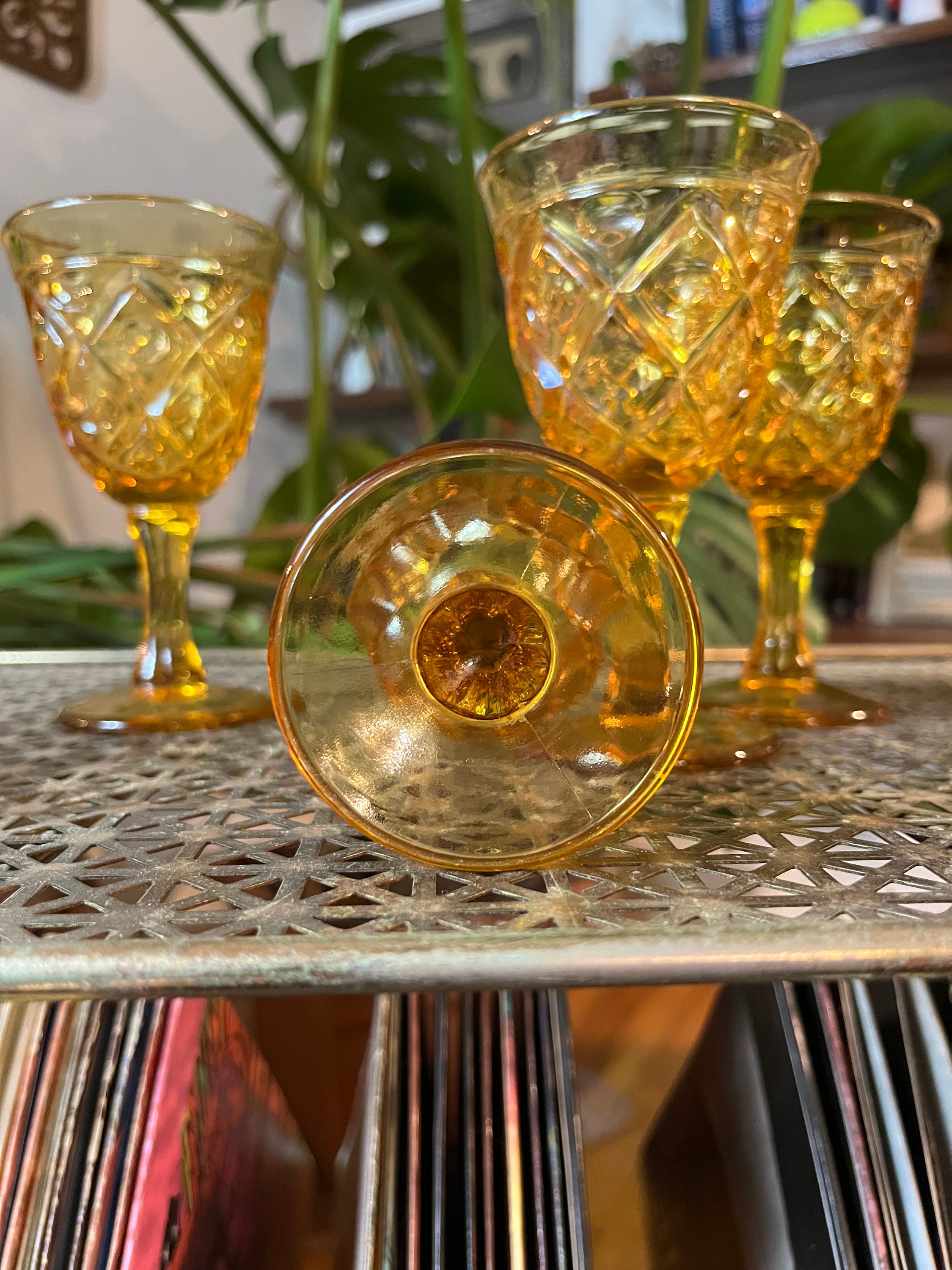 Viking Diamond Thumbprint Amber Glass Wine Goblet - Set of 4 - Etsy