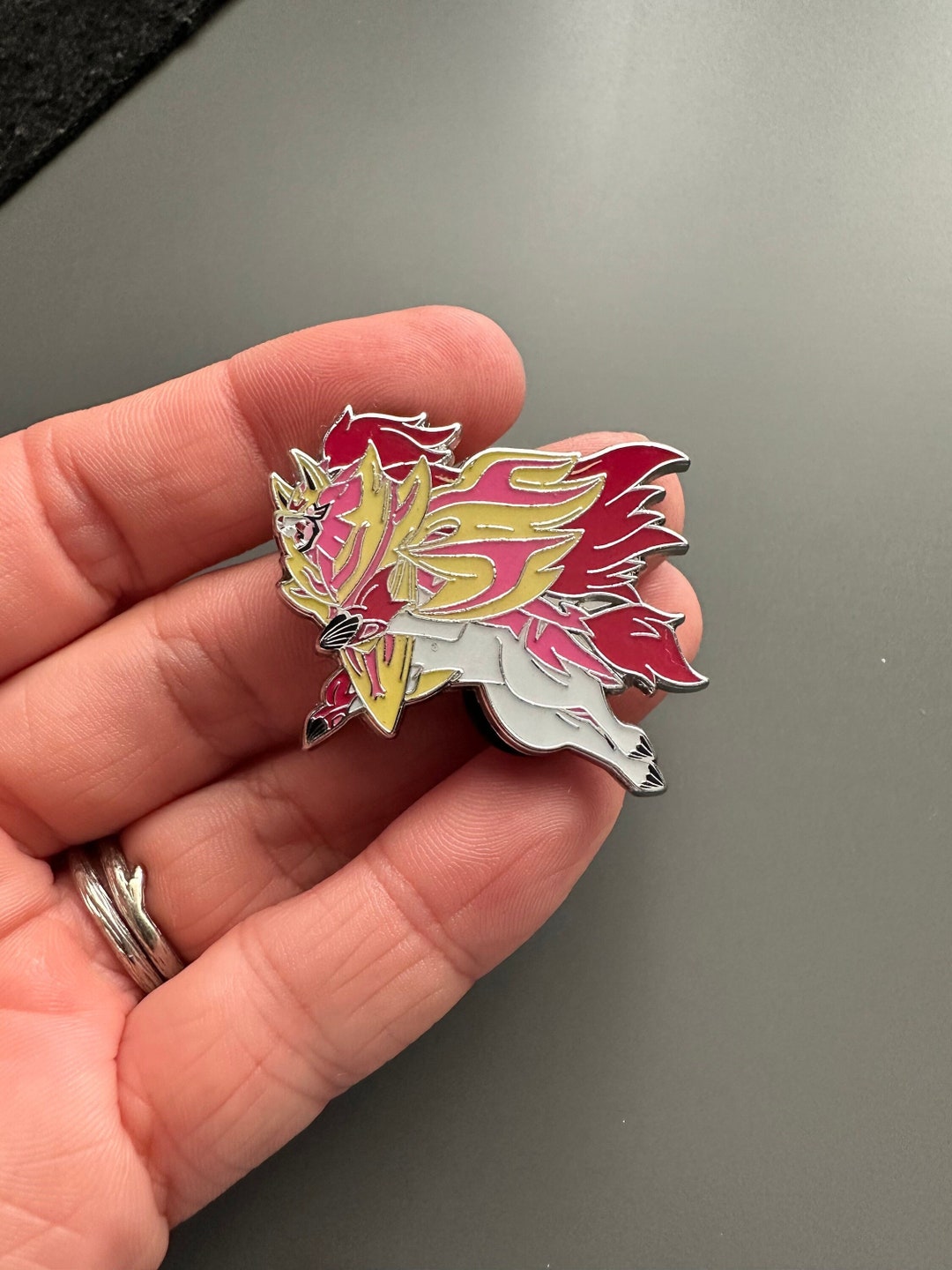 Pokèmon Official Shiny Zamazenta Pin Crown Zenith TCG Enamel Lapel Pin ...