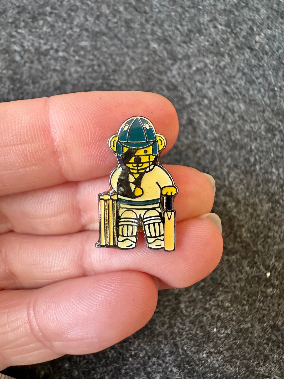 Pudsey Bear Cricketer BBC Children in Need Celebrate Children Enamel ...