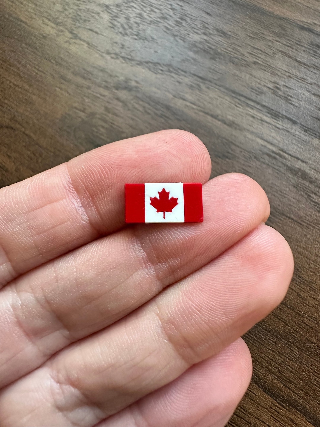 Tiny Vintage Canadian Flag Lapel Tie Pin Badge Brooch Miniature Canada ...