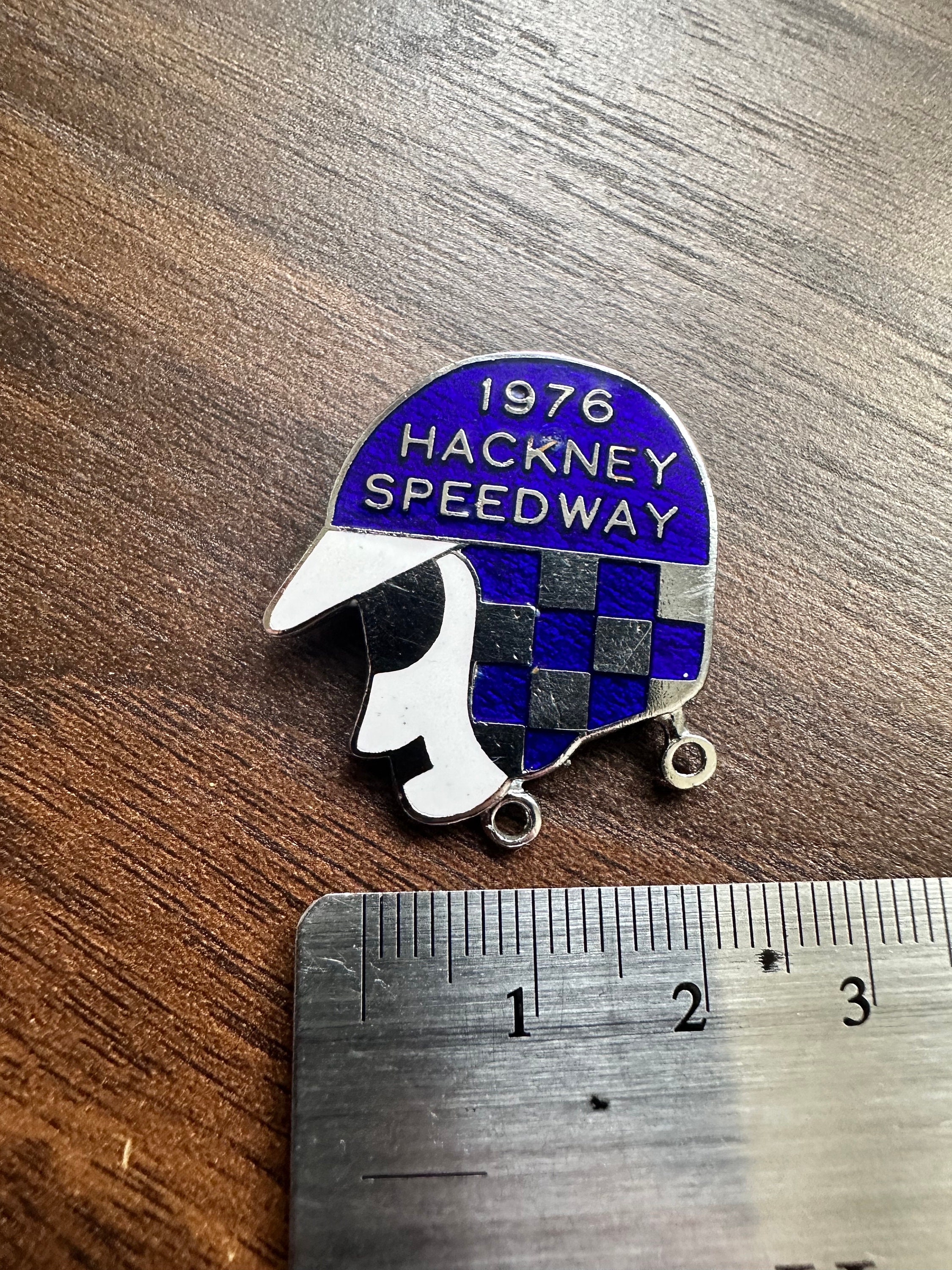 1976 Hackney Speedway Badge W.reeves Enamel Lapel Pin Badge Brooch - Etsy