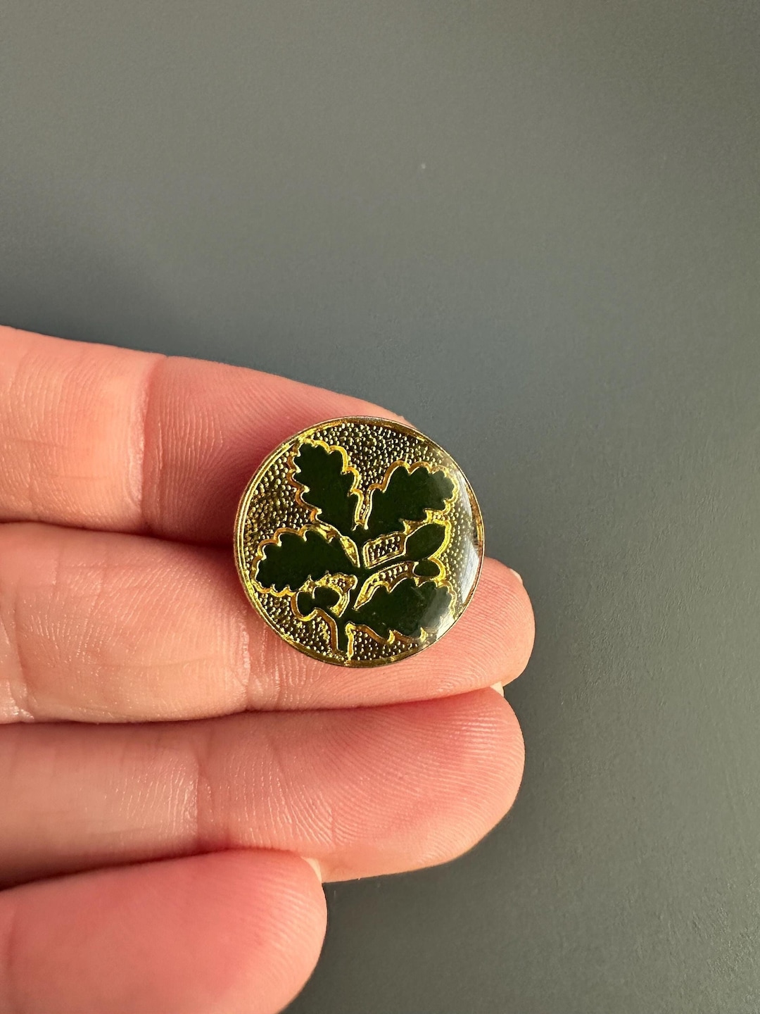 Vintage the National Trust Oak Tree Leaf Acron Enamel Lapel Pin Badge ...