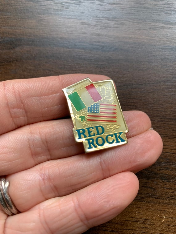 Vintage 1992 Red Rock Arc 2000 enamel lapel Pin badge… - Gem