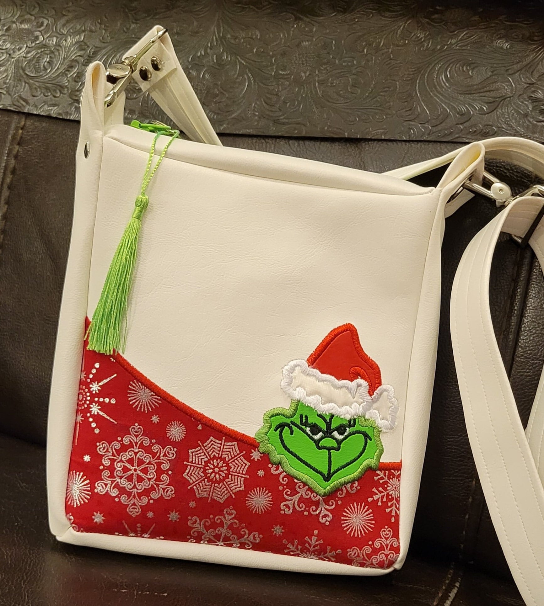 Grinch Purse - Etsy