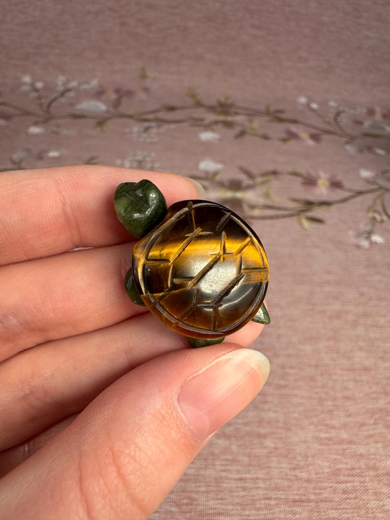 Two Toned Crystal Turtle Carving - Green Aventurine - Tigerseye - Moss ...