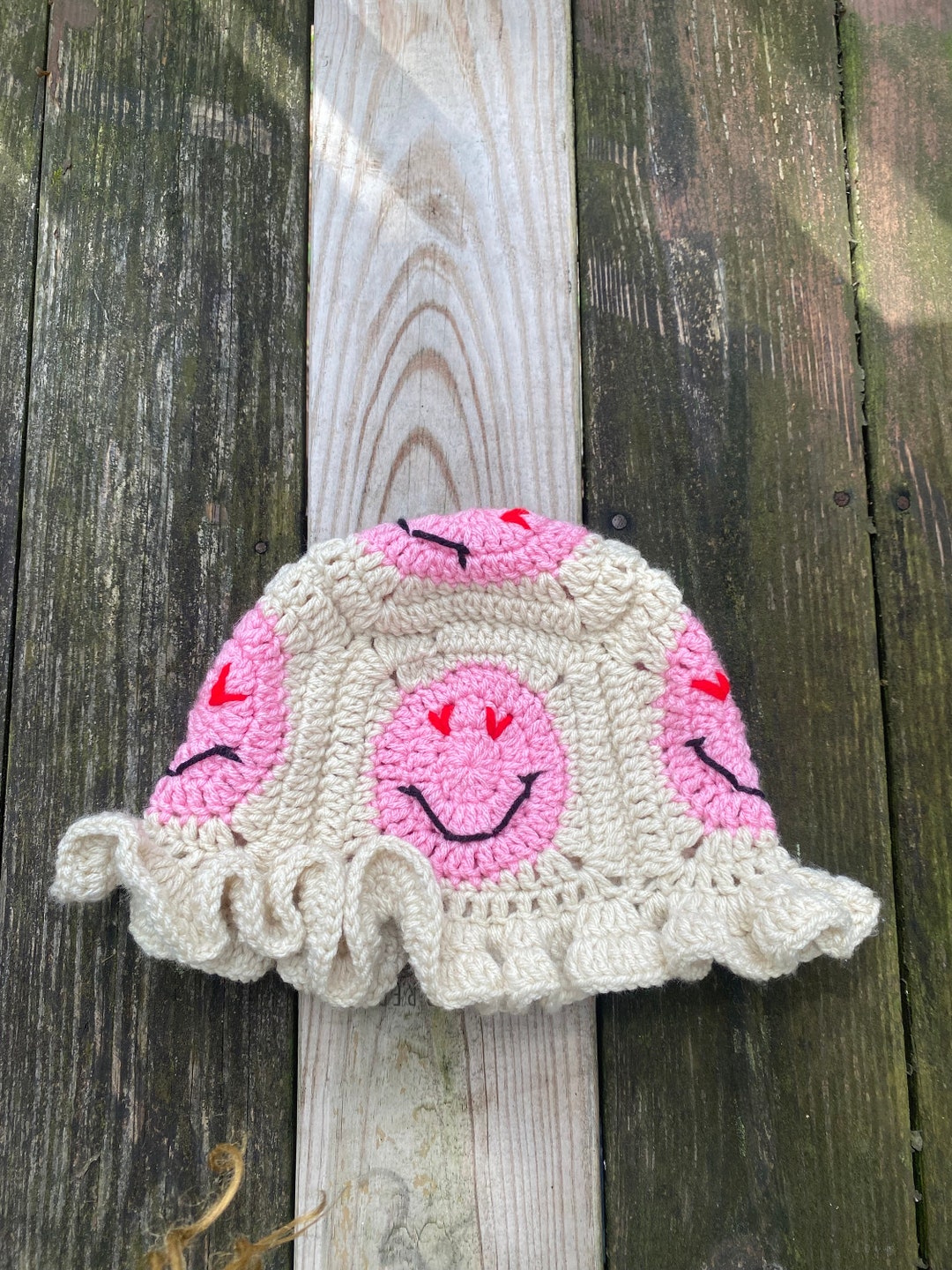 Heart Eyes Smiley Face Bucket Hats/ Summer Hat | Silly Hats | Emoji ...